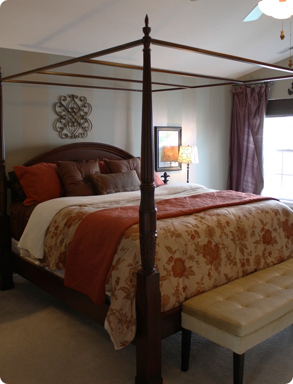 Pretty rust and cream bedding redo | Thrifty Decor Chick | Thrifty DIY ...